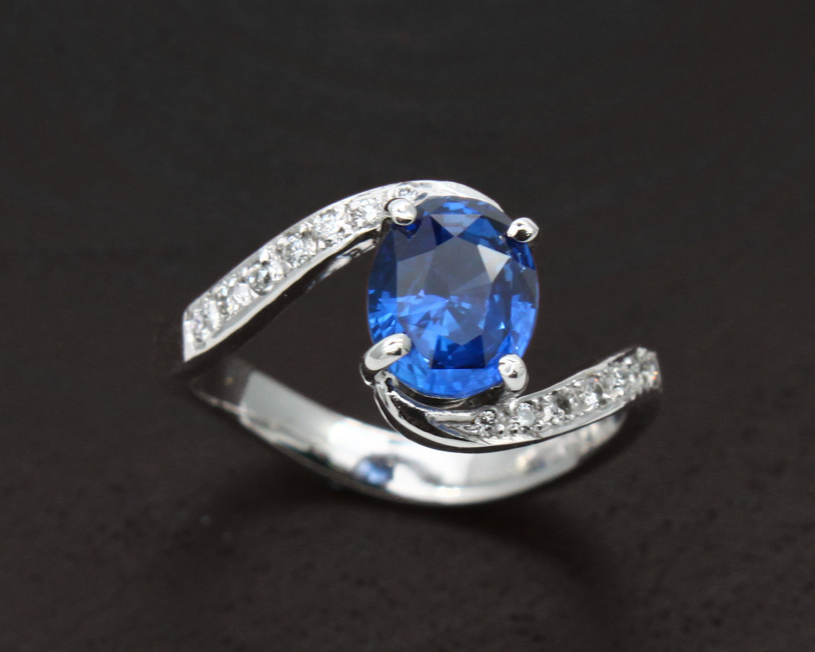 Engagement Ring - The King's Bespoke - Gemstone Bespoke Jewellery
